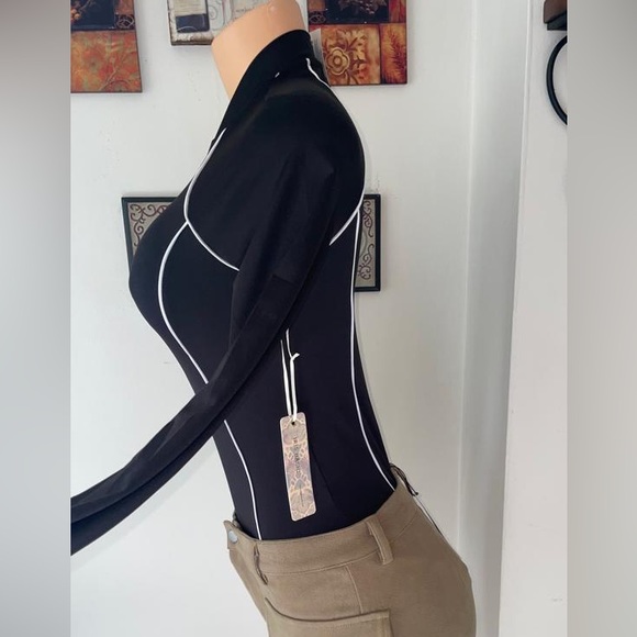 iris | Tops | Nwt Iris Sporty Bodysuit Zipper On Front And Has Closing On The Bottom Size L ...
